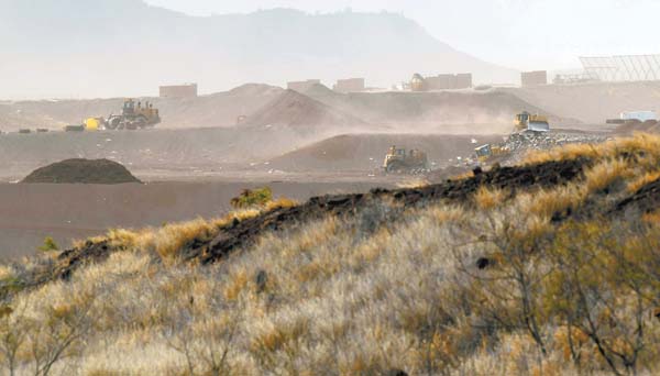 High winds at Central Maui Landfill | News, Sports, Jobs - Maui News